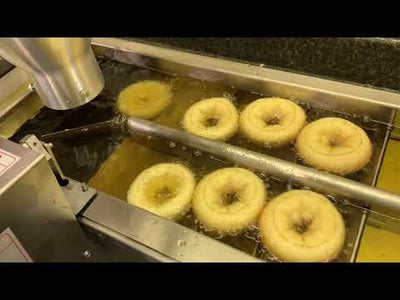 Lil’ Orbits Model SS2400 Automatic Mini-donut Machine — Concession ...